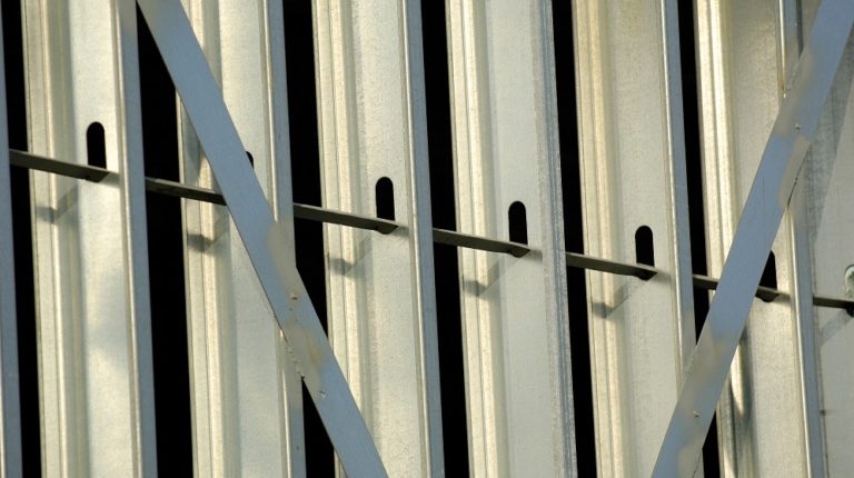 Cutting and Notching in Cold-Formed Steel Framing - BuildSteel.org